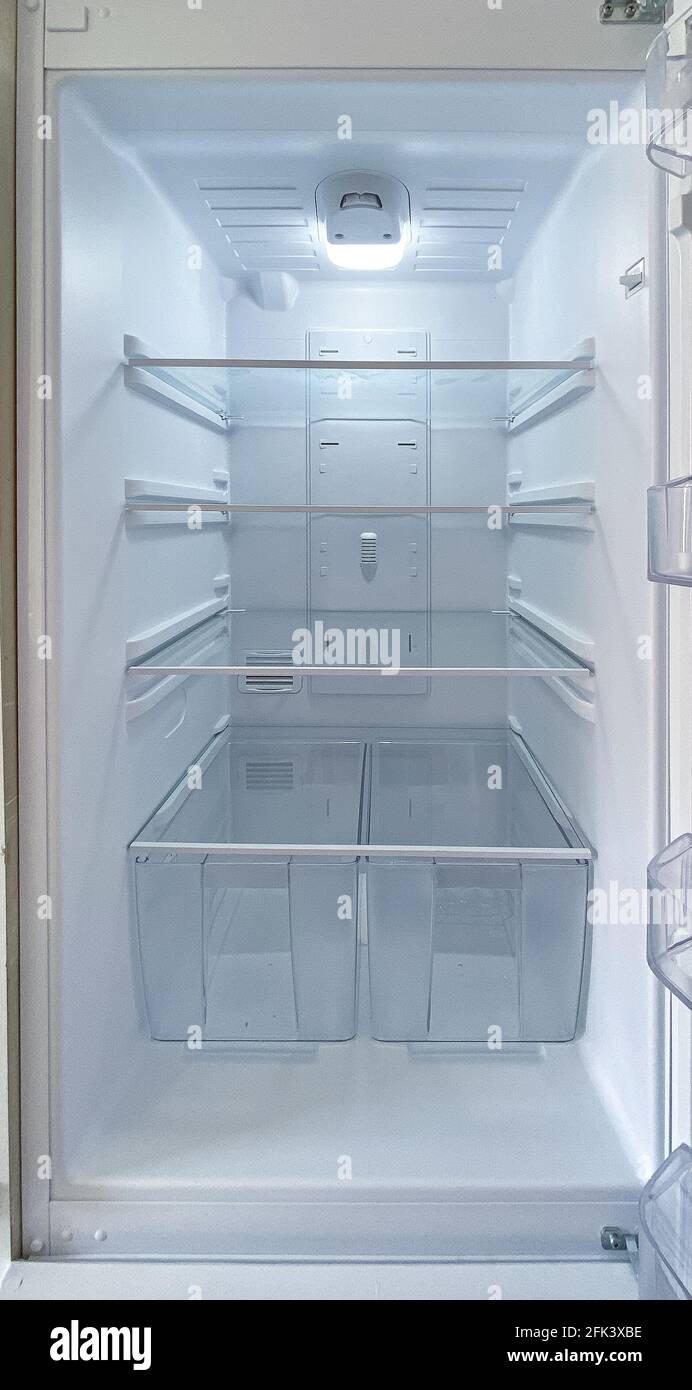 Empty refrigerator hi-res stock photography and images - Alamy