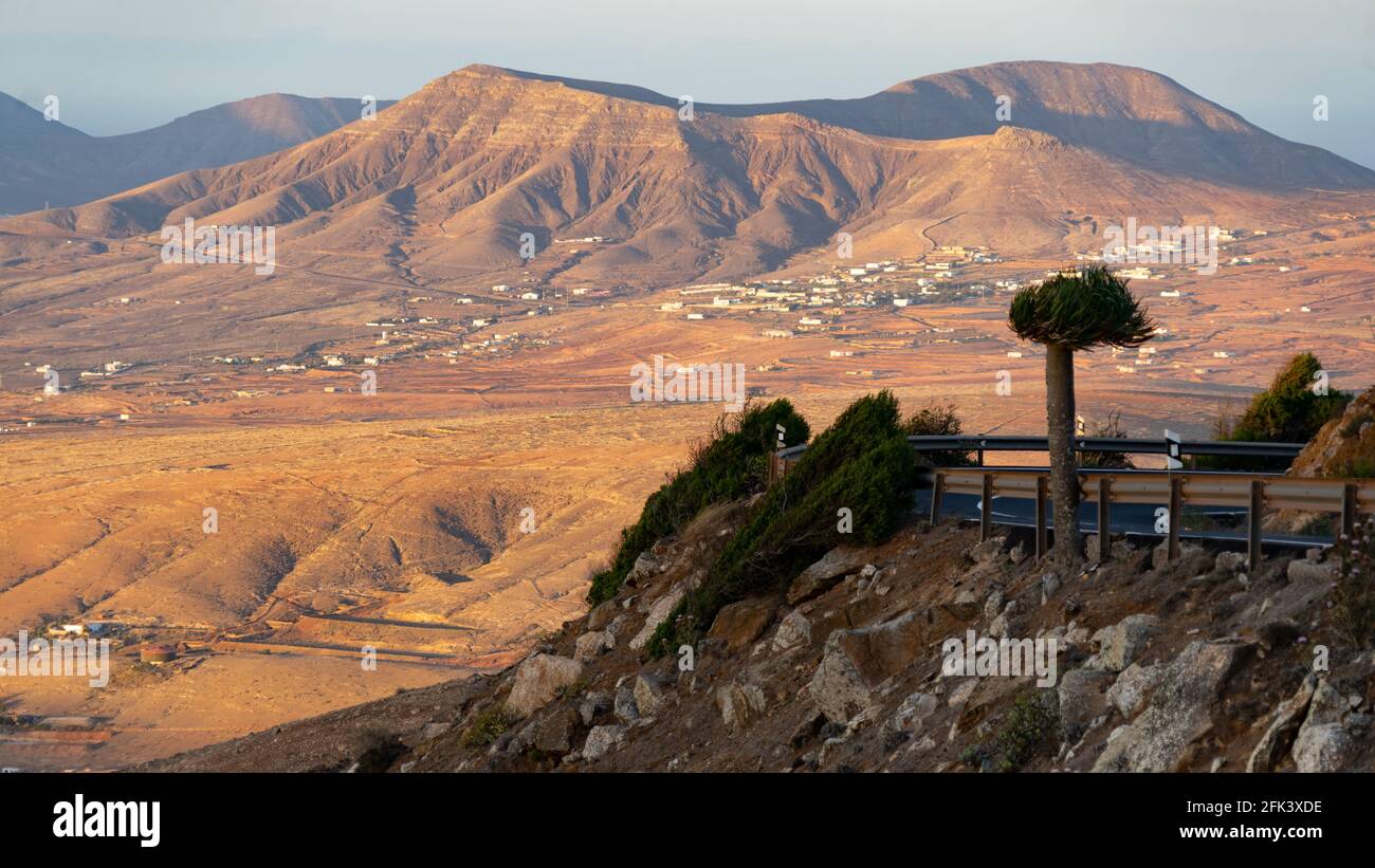 Modern roads hi-res stock photography and images - Alamy