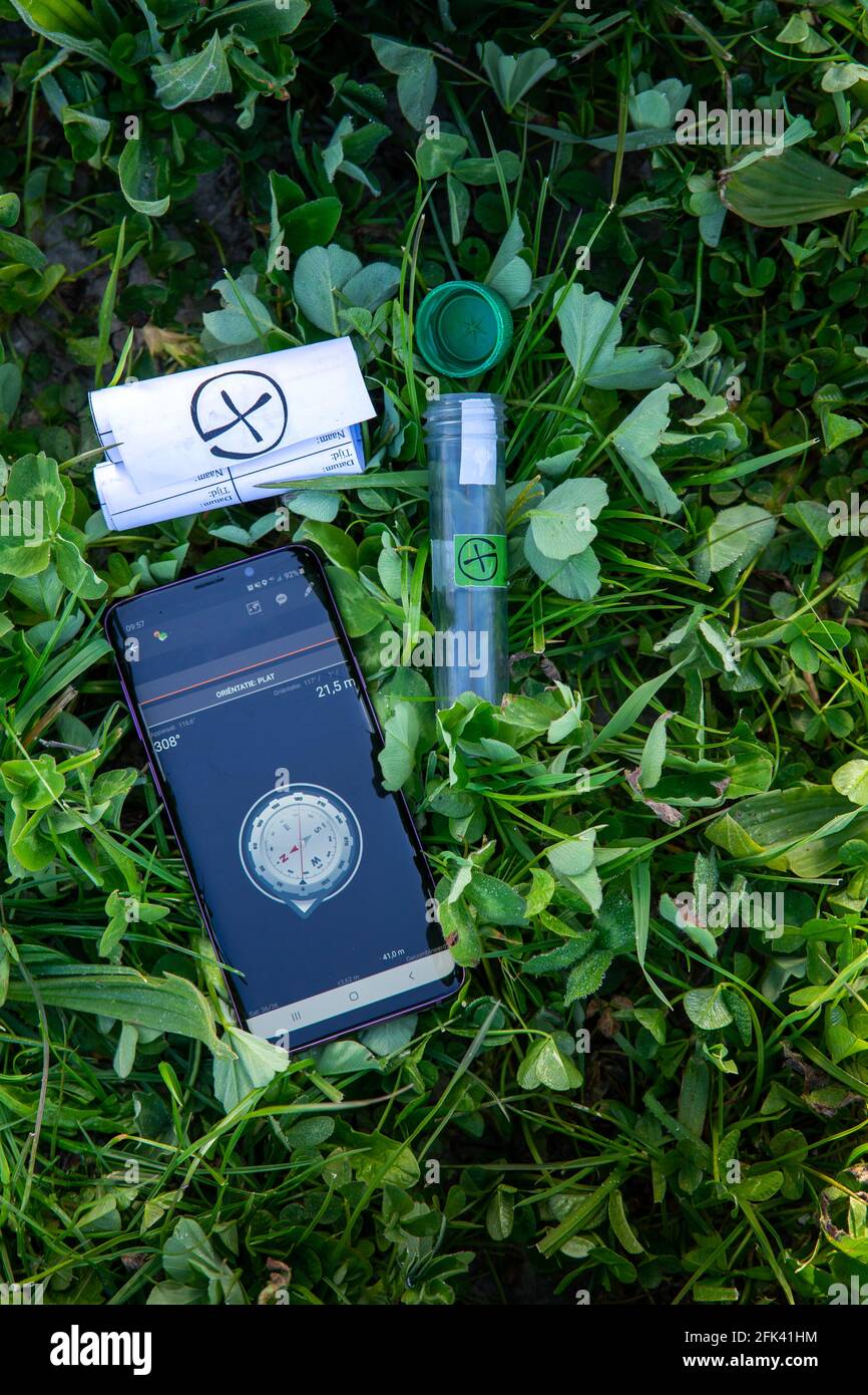 Hunting tools hi-res stock photography and images - Alamy