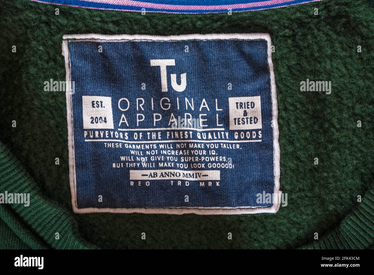 Tu label in clothing hi-res stock photography and images - Alamy