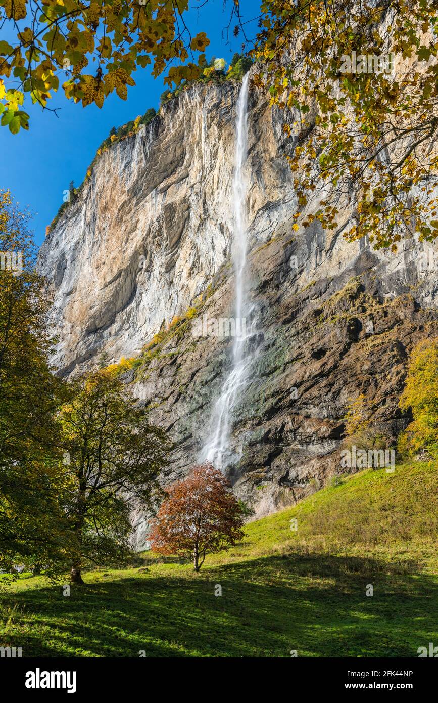 The Lauterbrunnen valley, village of Lauterbrunnen, waterfalls and the ...