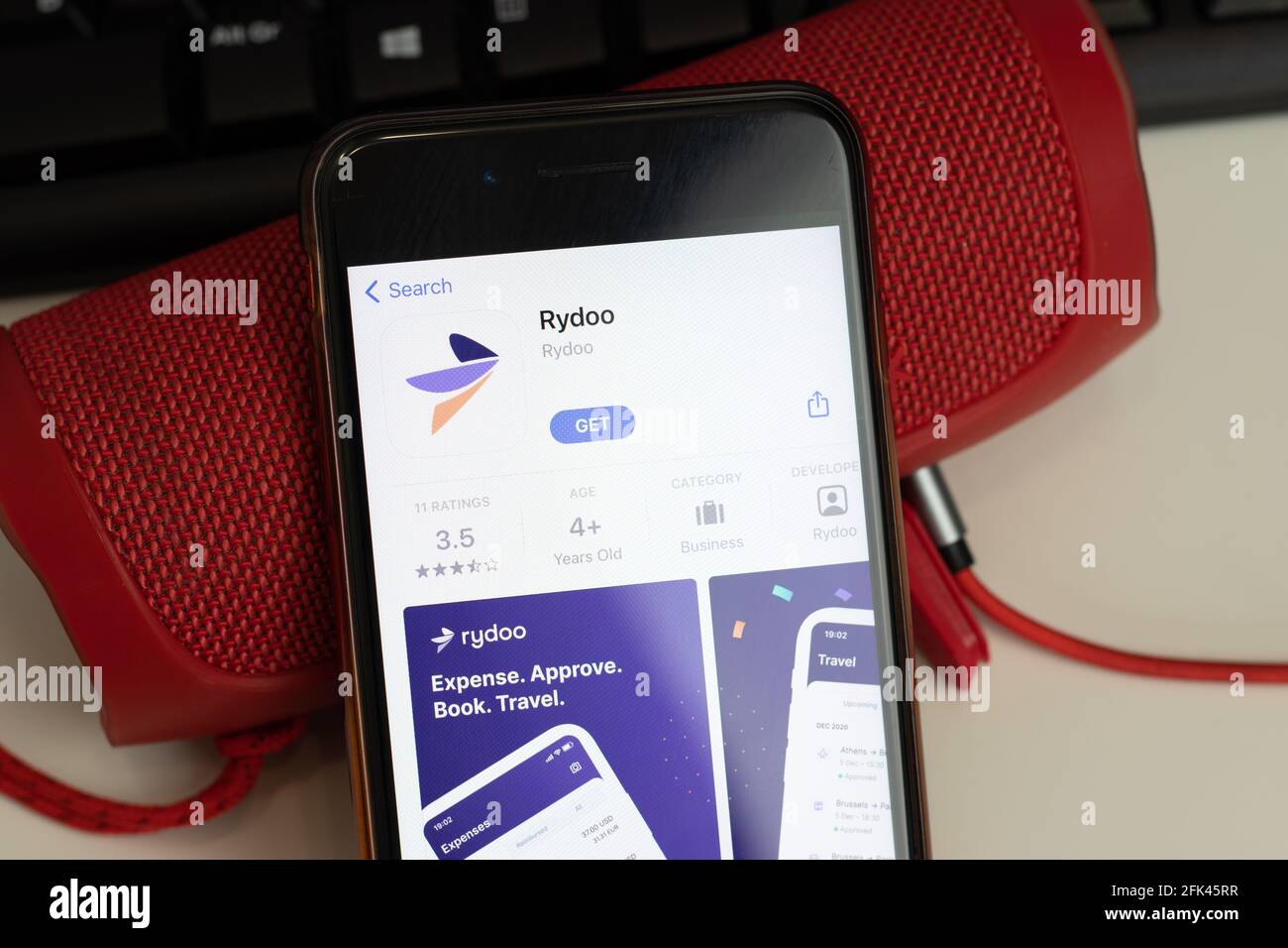 Rydoo app hi-res stock photography and images - Alamy