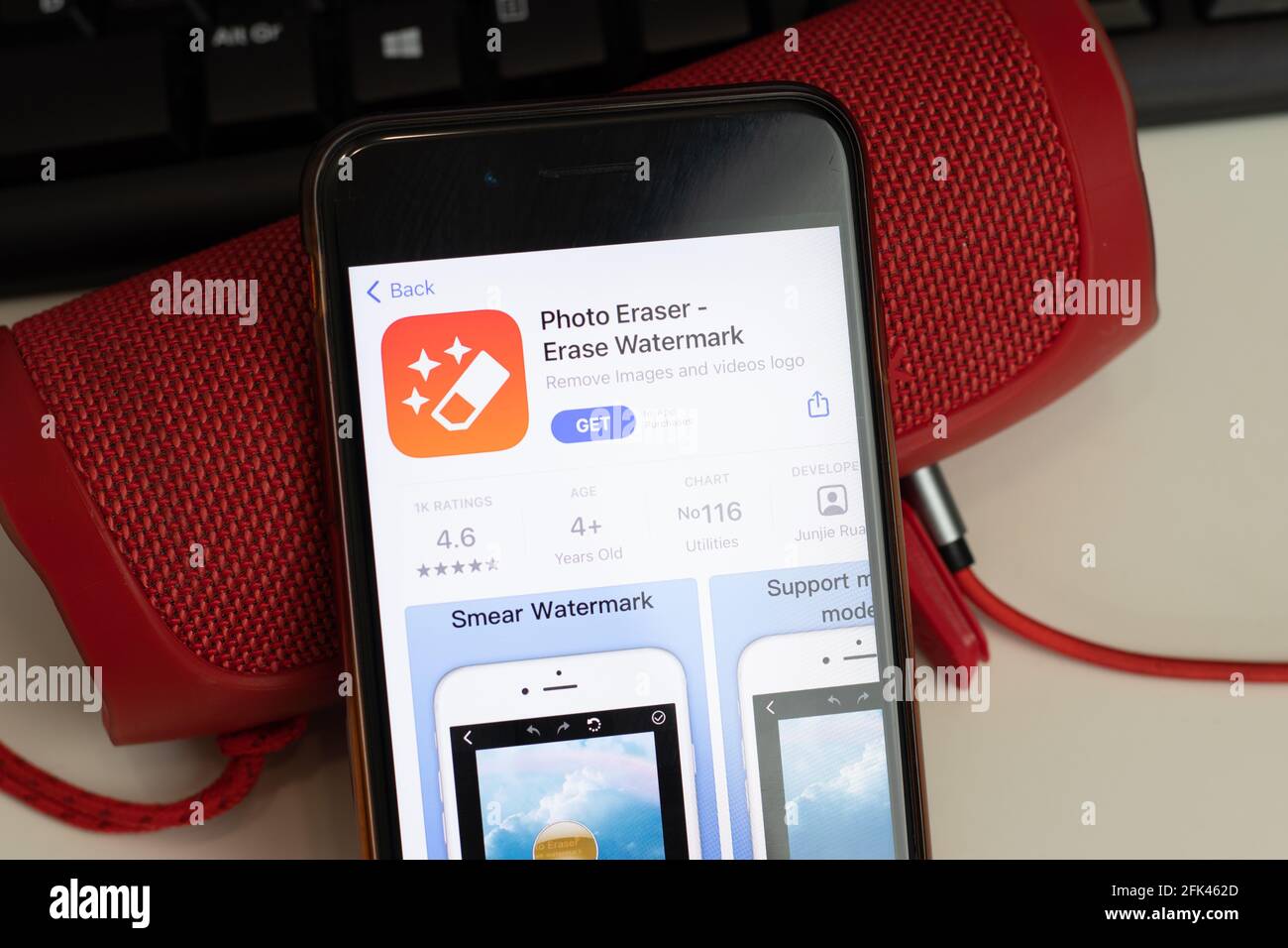 Erase watermark hi-res stock photography and images - Alamy