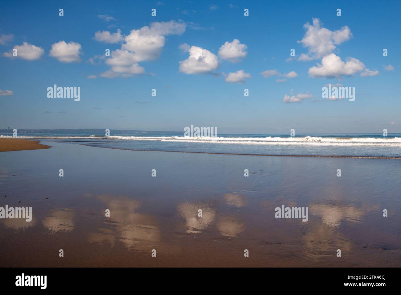 Batu Belig beach (Pantai Batu Belig), Badung, Bali, Indonesia. Grey ...