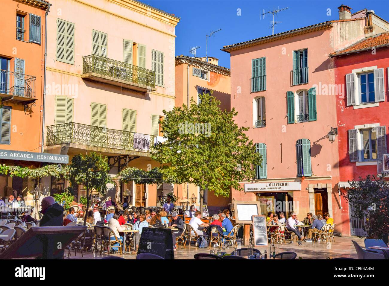 Valbonne, France. 6th November 2019. Place des Arcades town square in ...