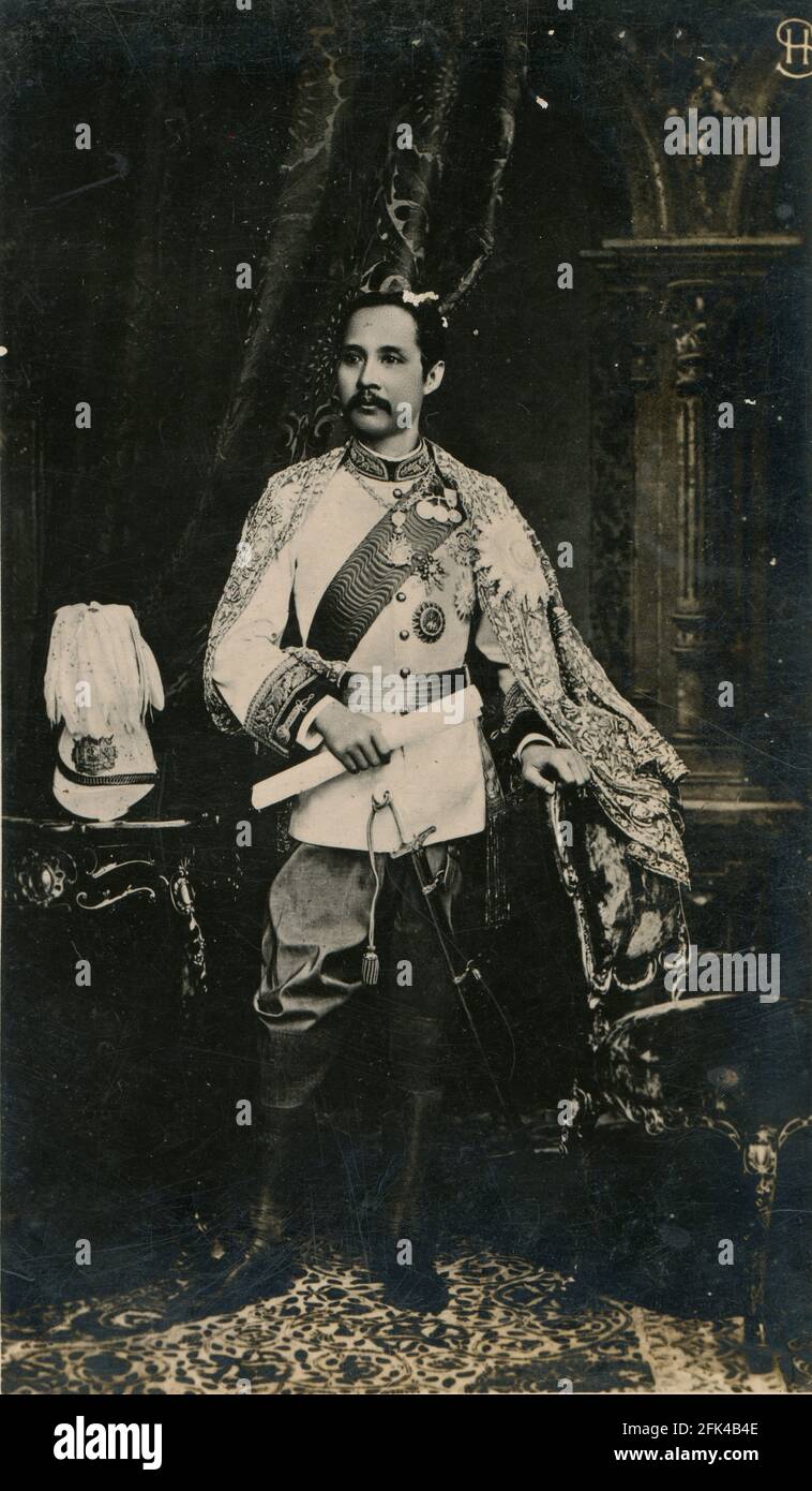 Photo of King Chulalongkorn Full-bodied robes of the Army Field Marshal ...