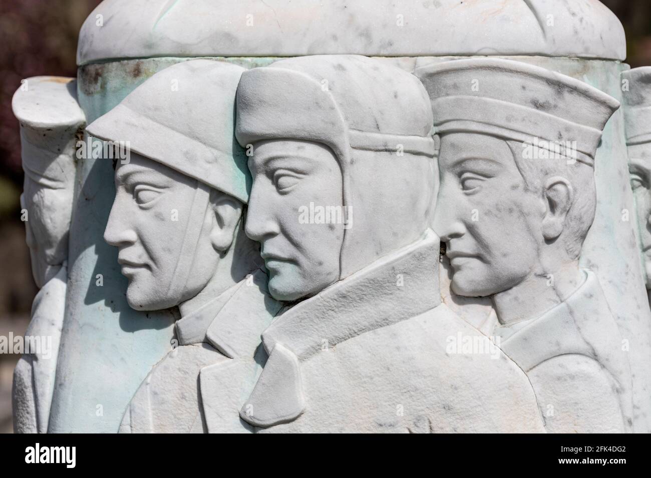 Carved soldiers hi-res stock photography and images - Alamy
