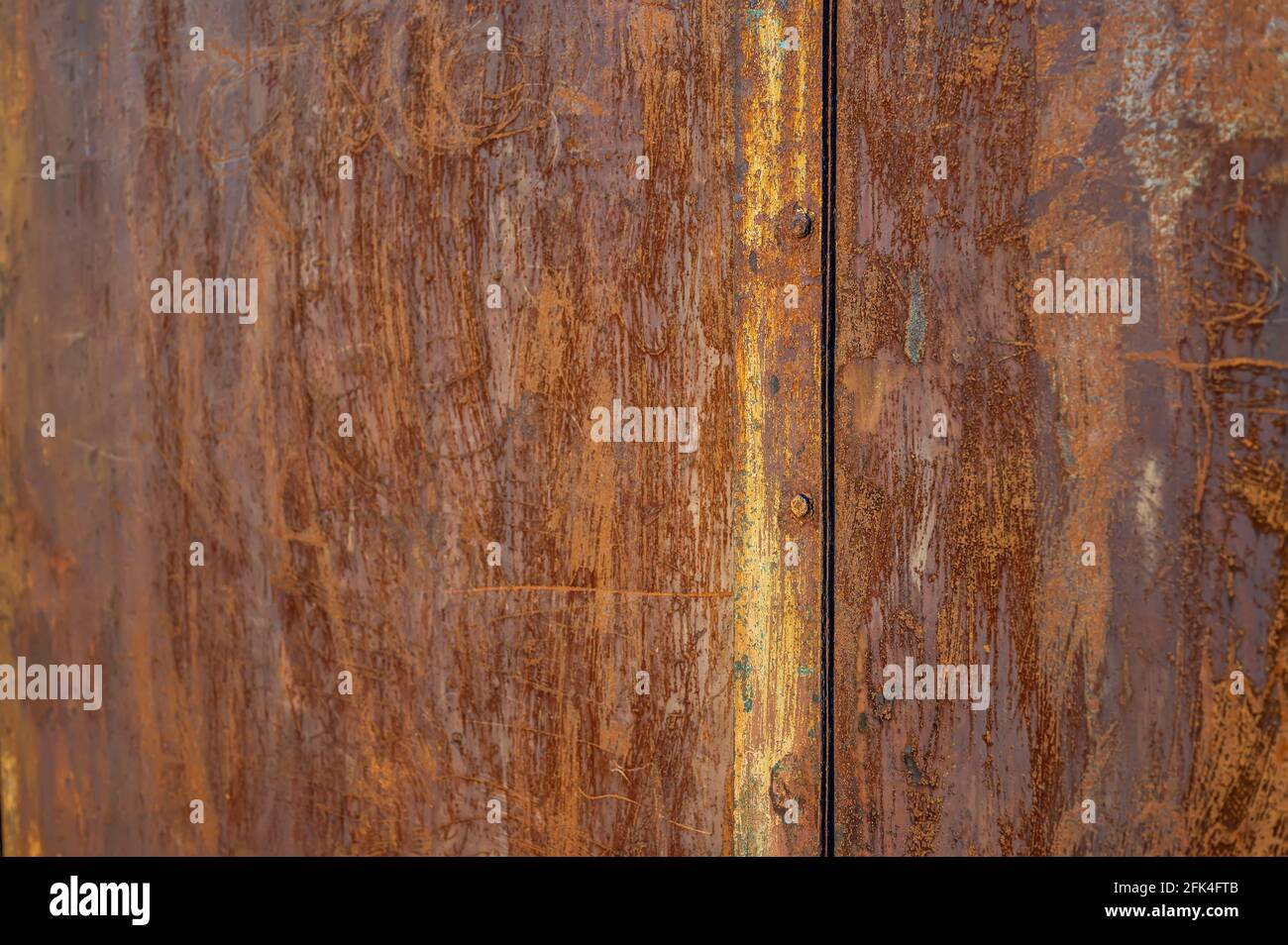 Texture of an extremely rusty metal door Stock Photo - Alamy