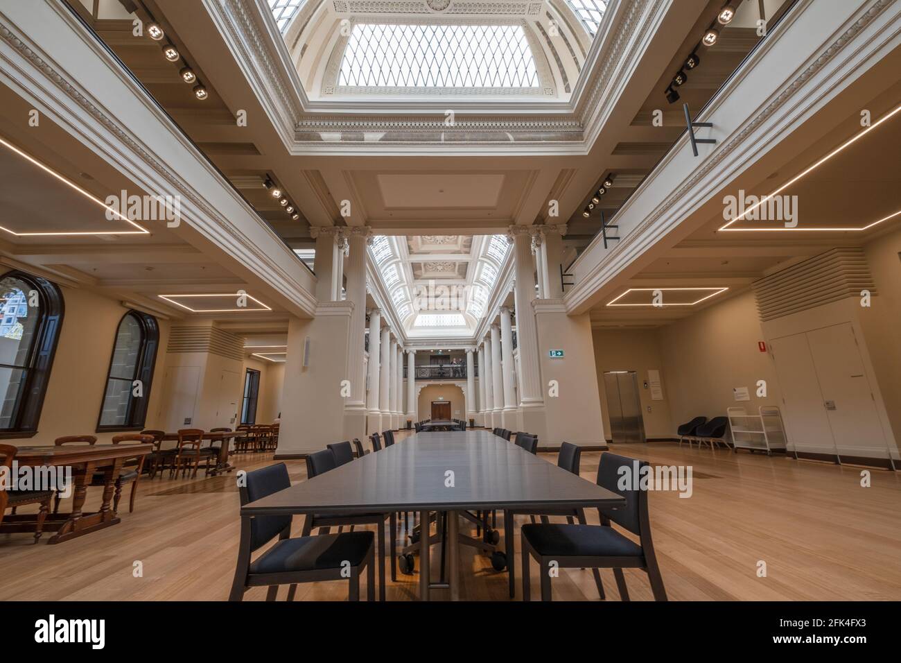 Melbourne university library hi-res stock photography and images - Alamy