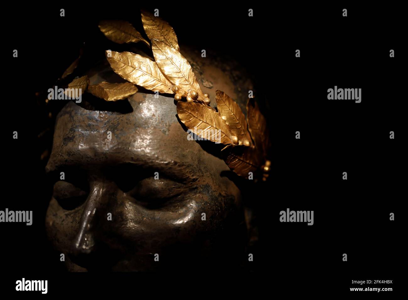 Napoleon Death Mask High Resolution Stock Photography and Images - Alamy