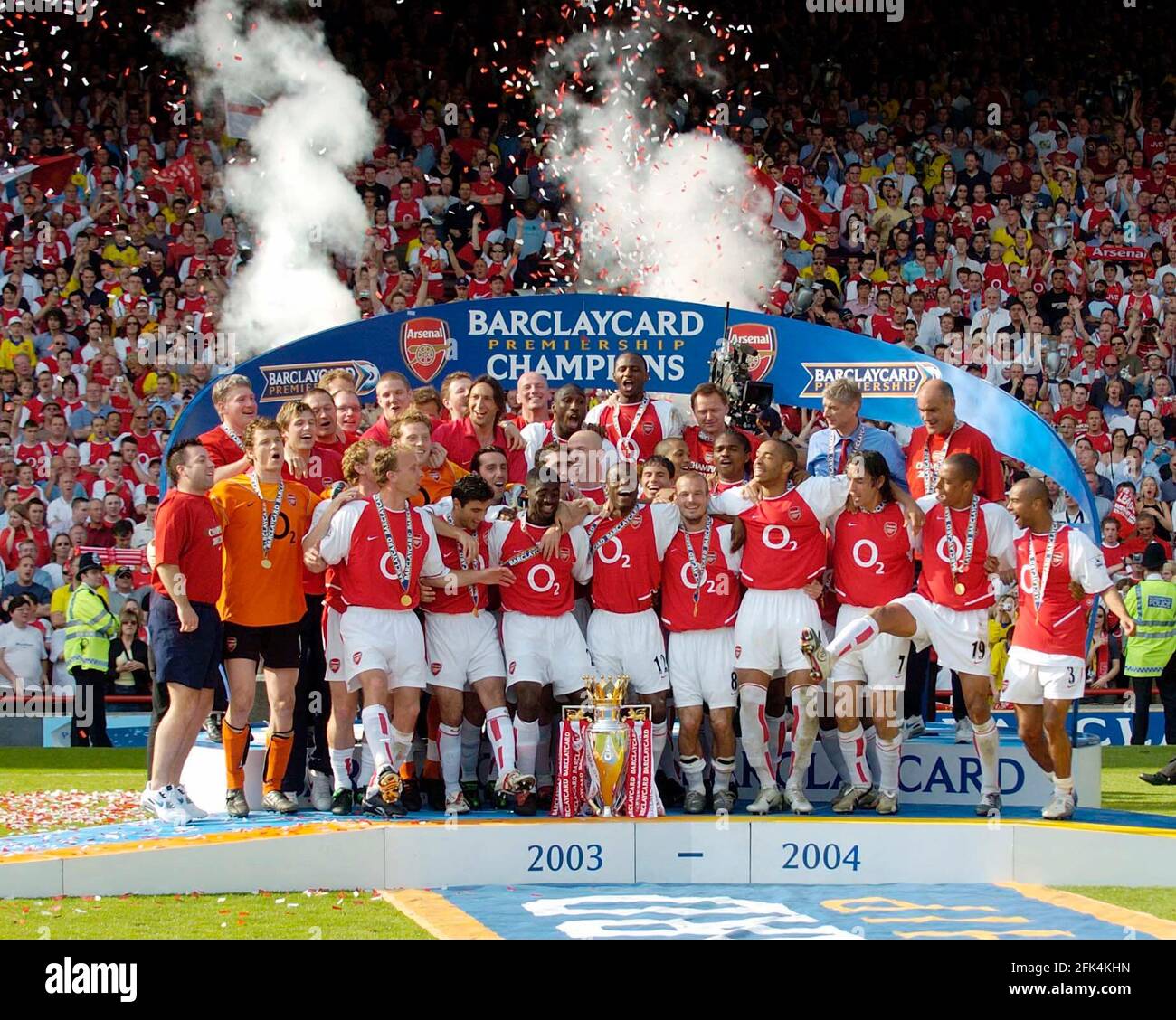 Arsenal 2004 trophy hi-res stock photography and images - Alamy