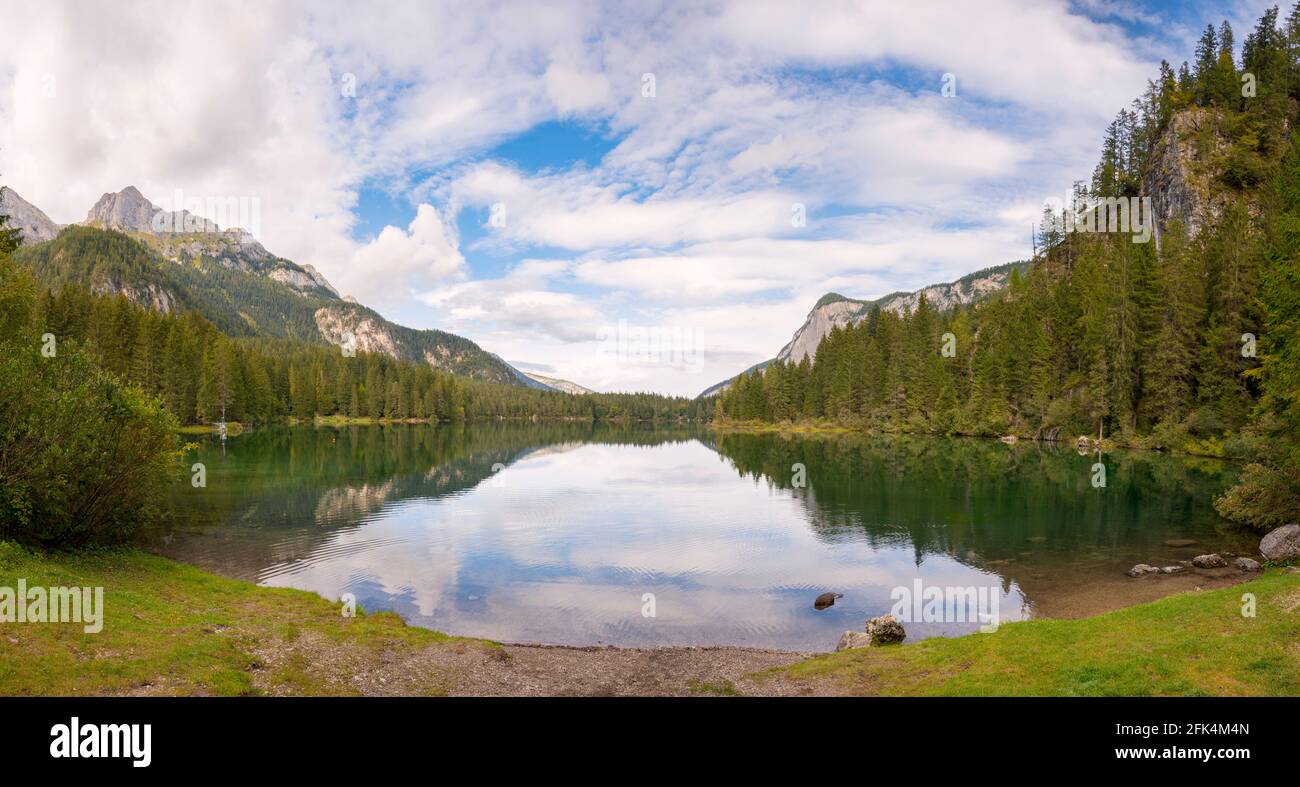 Reflections in tovel lake hi-res stock photography and images - Alamy