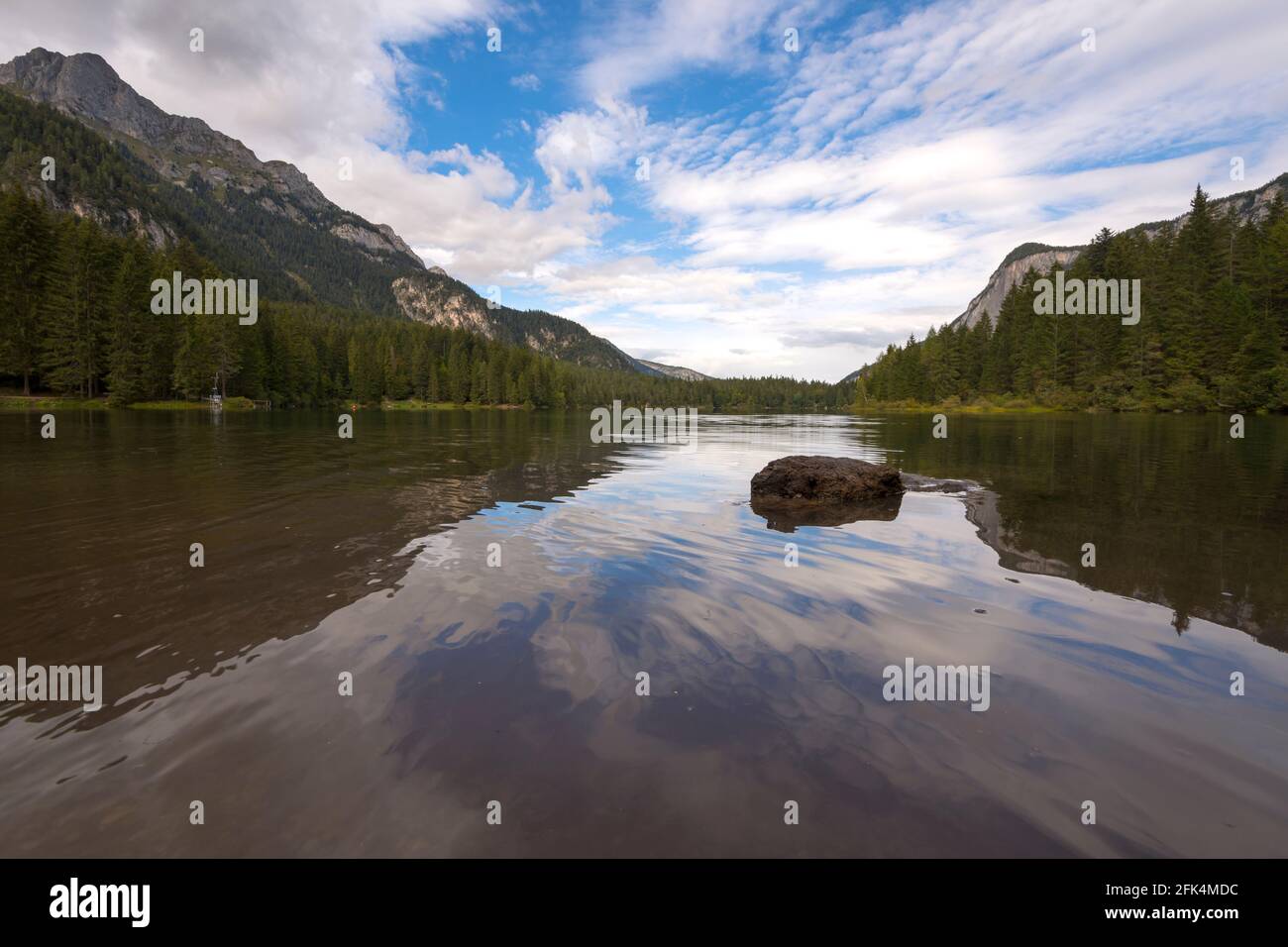 Reflections in tovel lake hi-res stock photography and images - Alamy