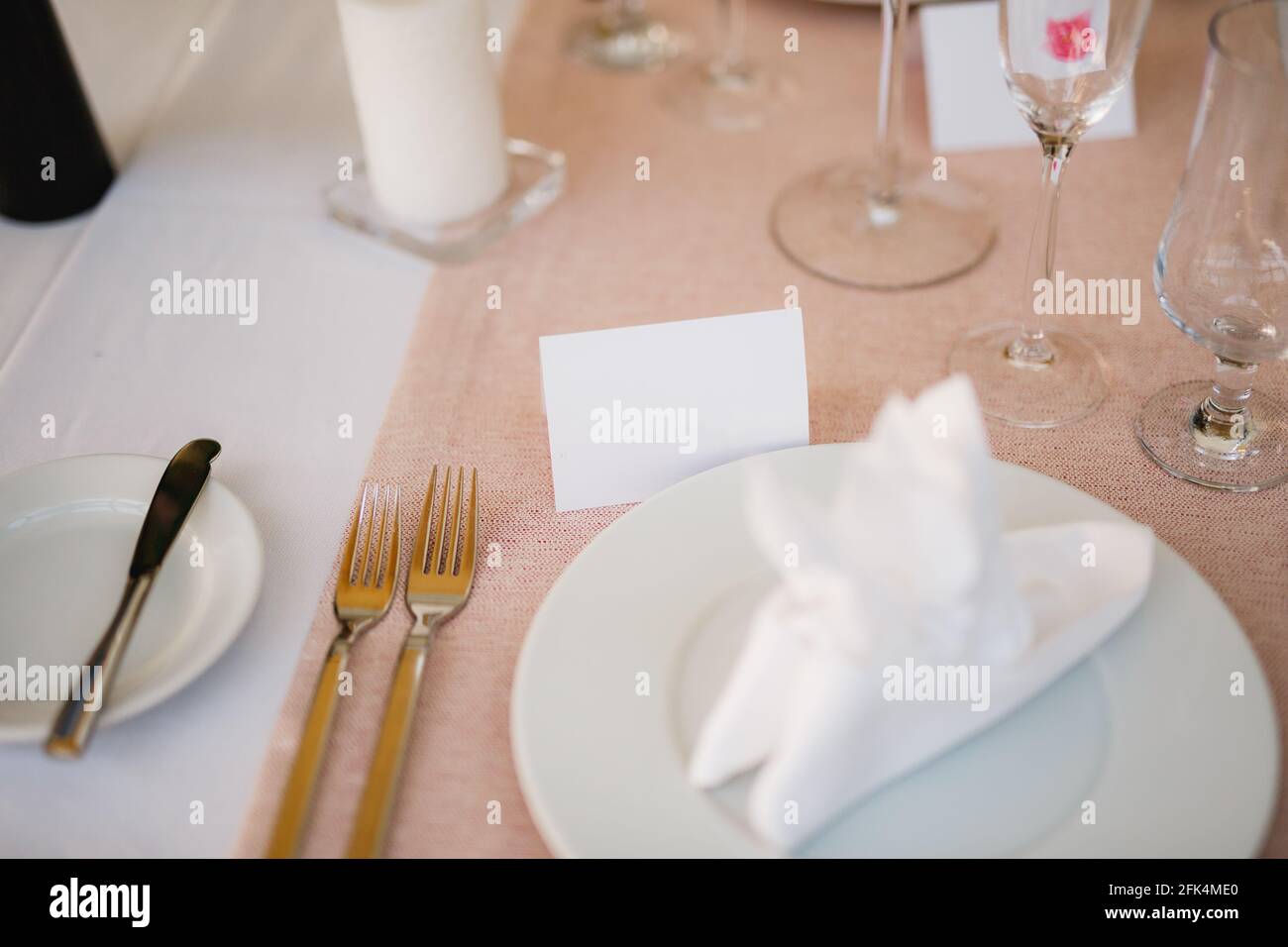 Blank sign on a dinner table in a restaurant Stock Photo - Alamy