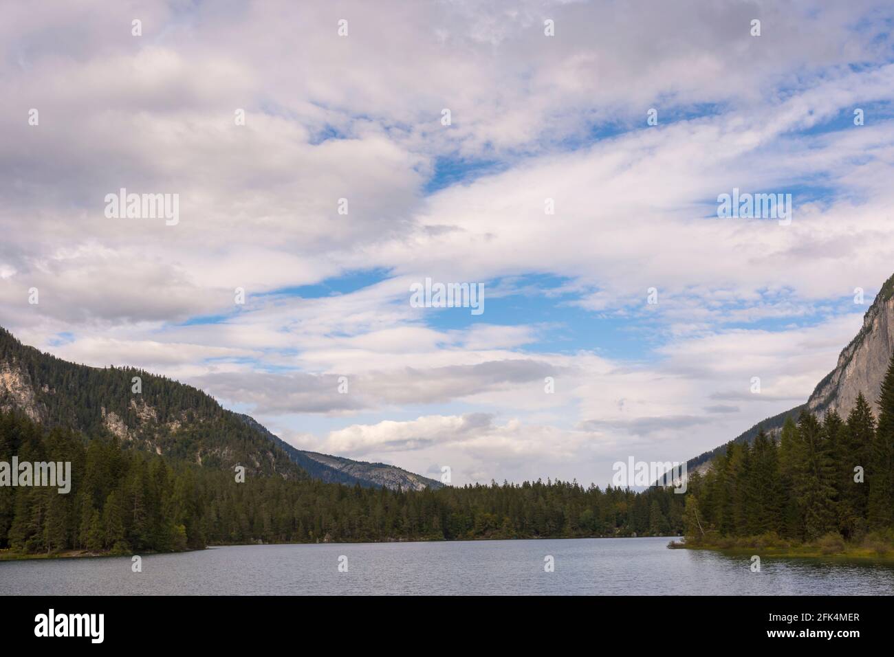 Reflections in tovel lake hi-res stock photography and images - Alamy