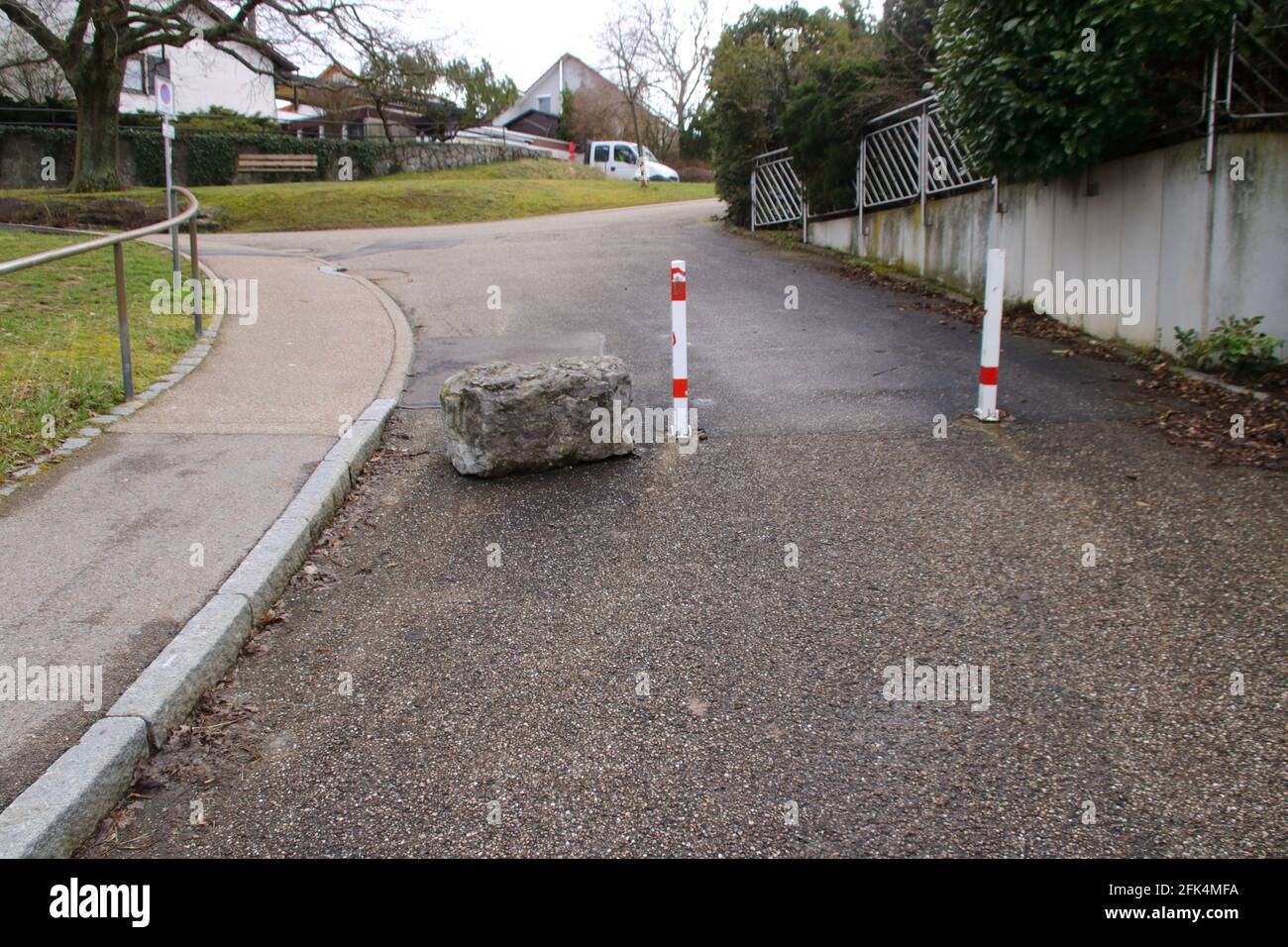 Blocked off road hi-res stock photography and images - Alamy