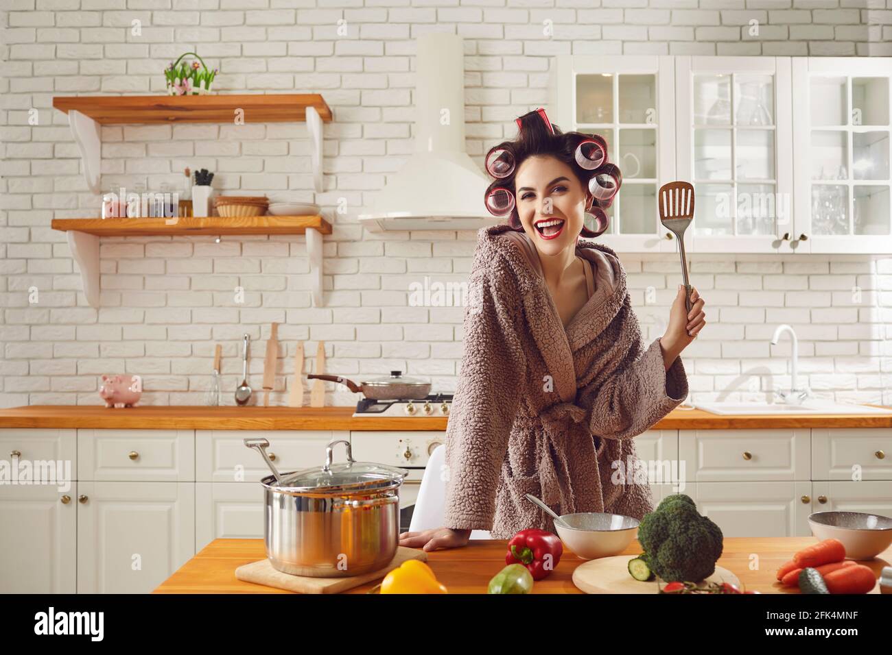 Girl curlers in hair hi-res stock photography and images - Alamy
