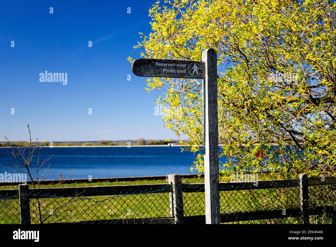 A signpost situated by the Thames Water owned Farmoor Reservoir ...