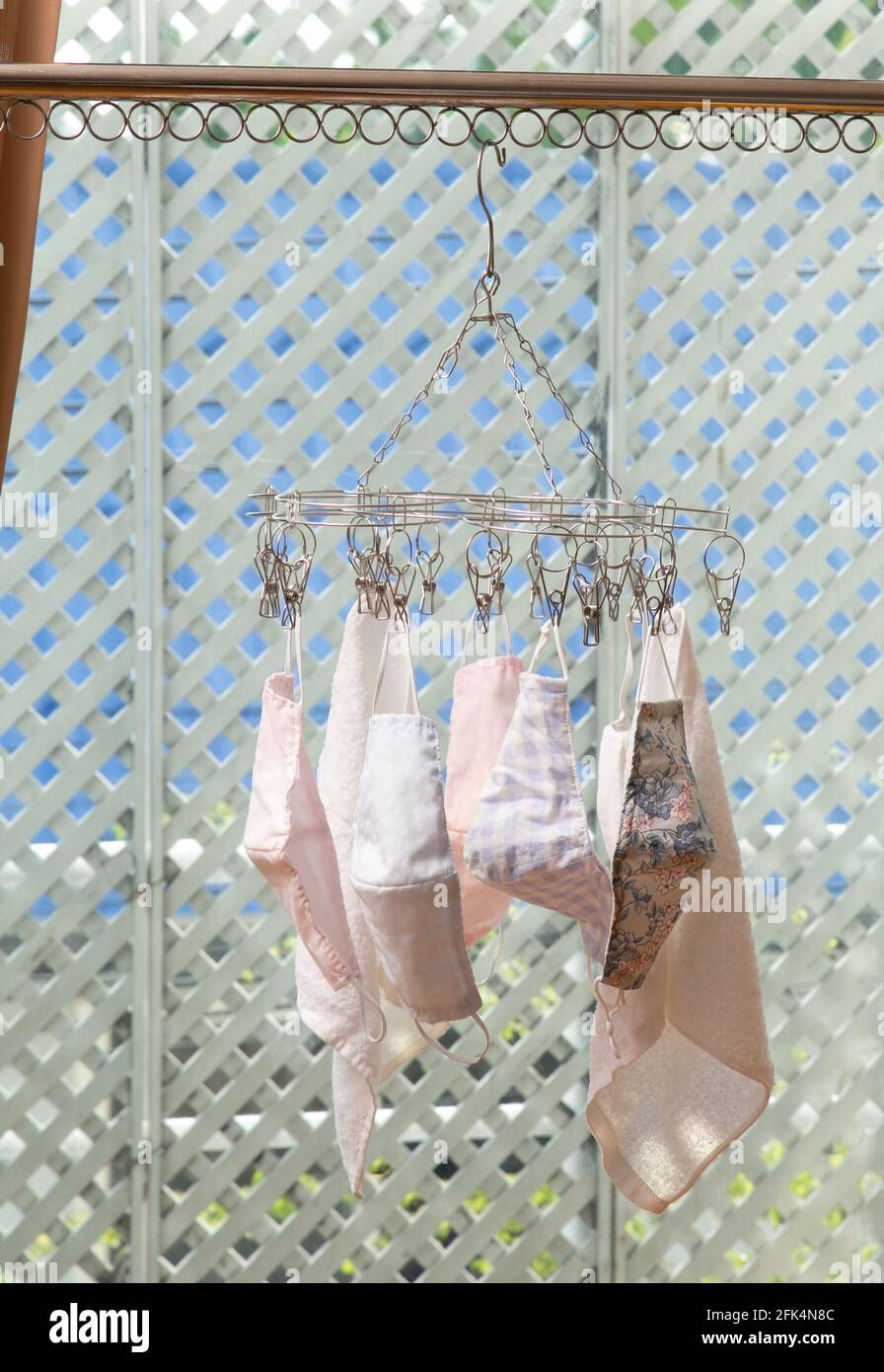 Face cloth hi-res stock photography and images - Alamy