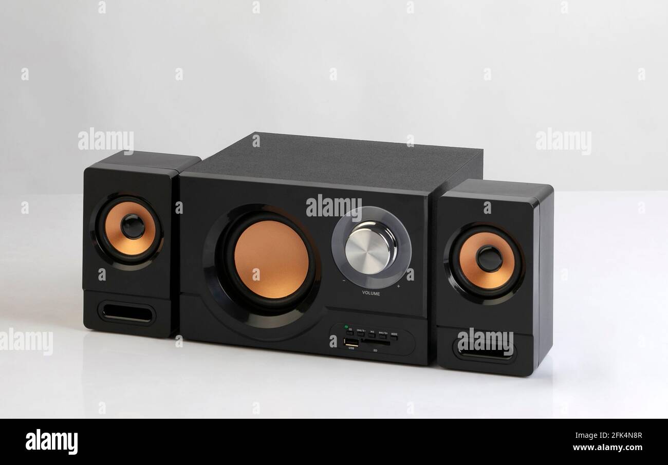 Set of speakers isolated on white background Stock Photo - Alamy