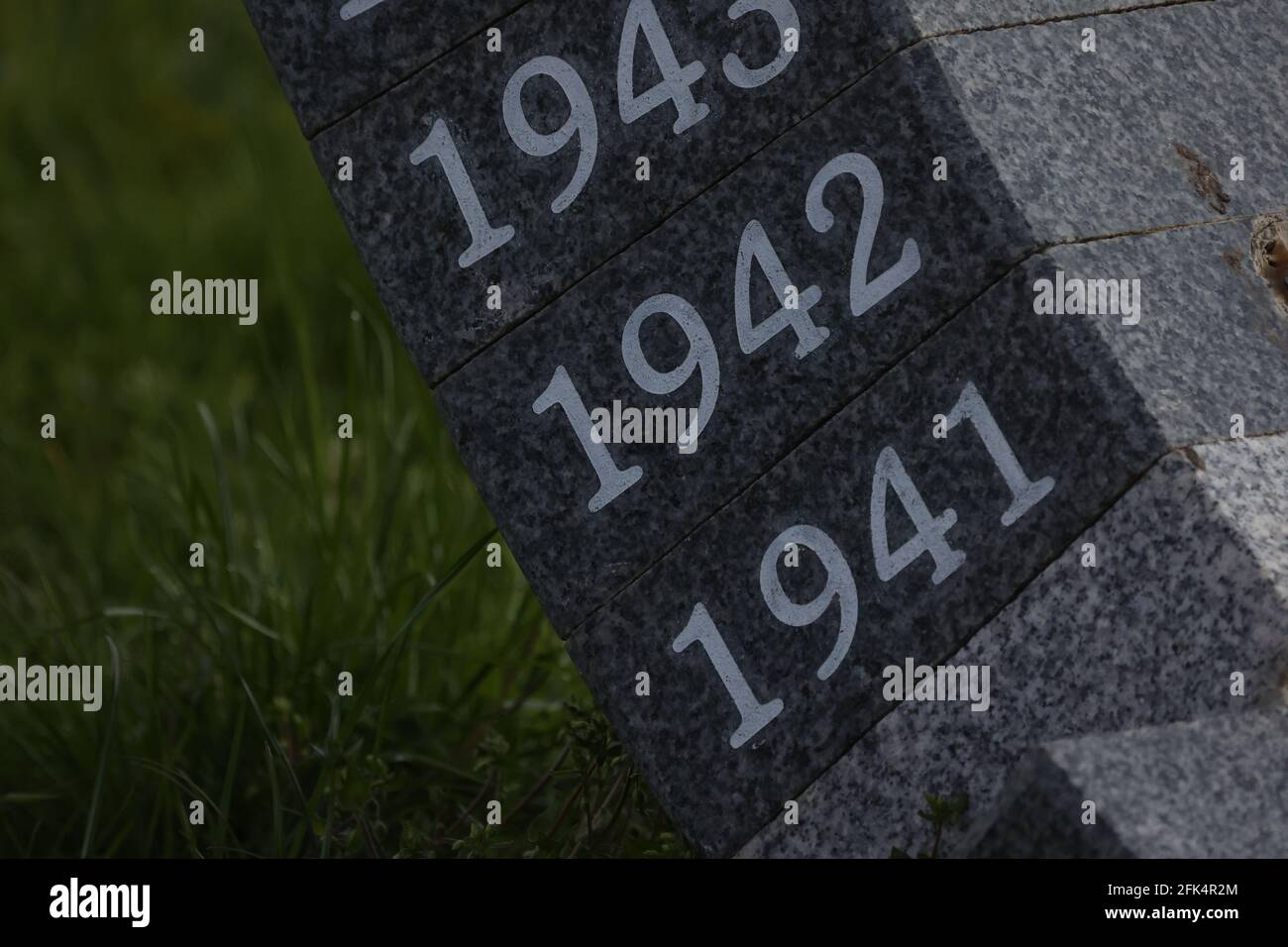 Random monument hi-res stock photography and images - Alamy