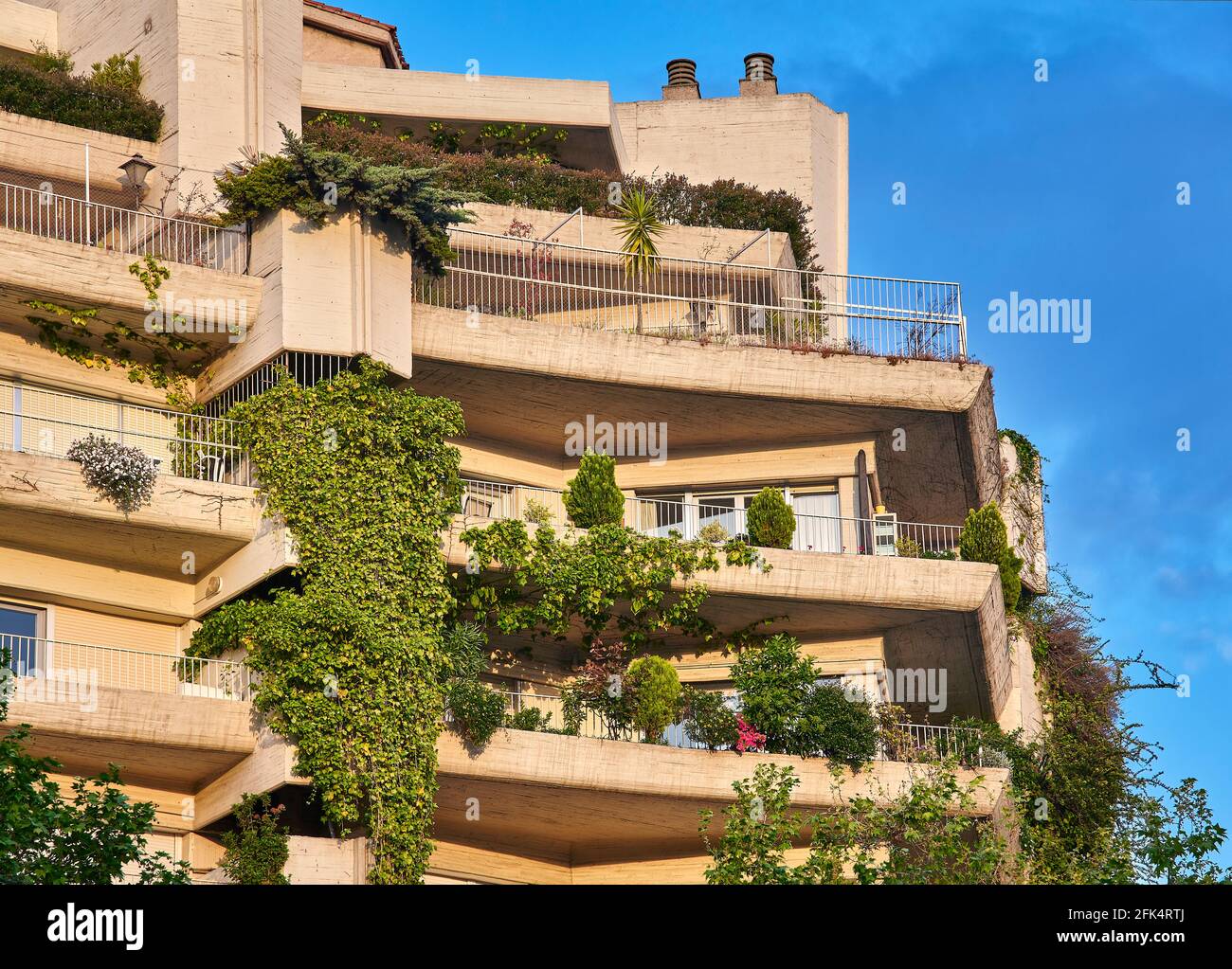 The Oasis building, by Fernando Higueras, is a residential building ...