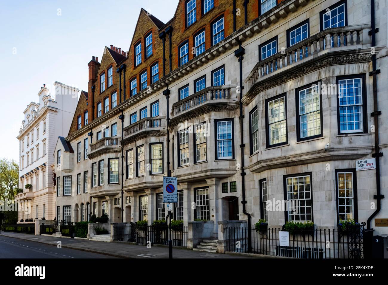Eaton gate london hi-res stock photography and images - Alamy