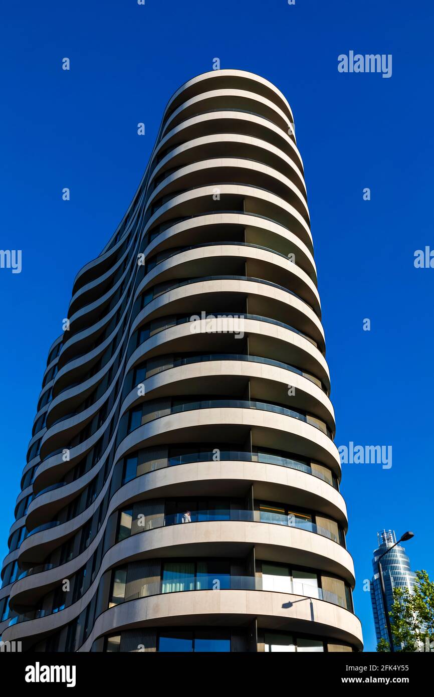 Riverwalk westminster hi-res stock photography and images - Alamy