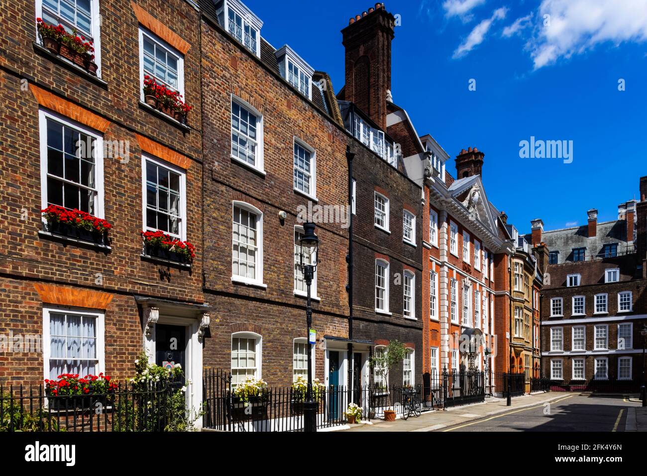Cowley street hi-res stock photography and images - Alamy