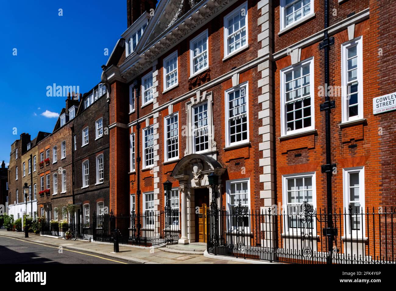 Cowley Street High Resolution Stock Photography and Images - Alamy