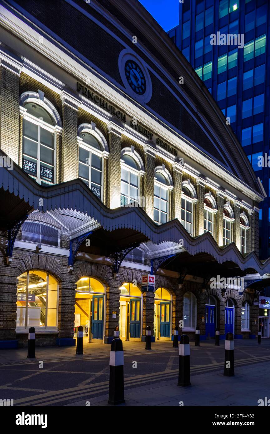 Fenchurch street station night hi-res stock photography and images - Alamy