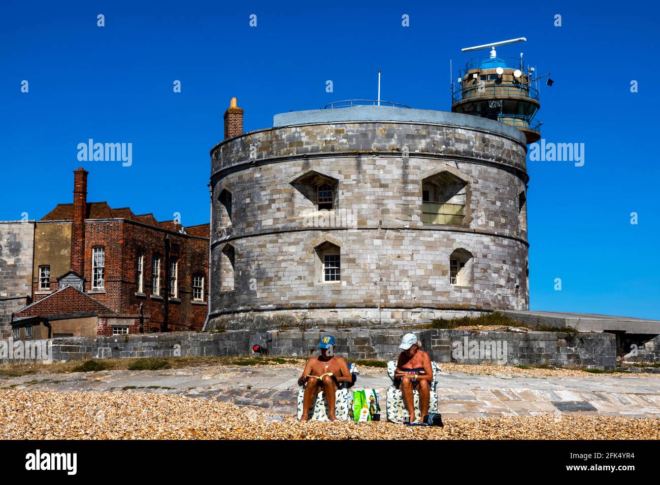 England, Hampshire, New Forest, Calshot, Calshot Beach and Castle ...