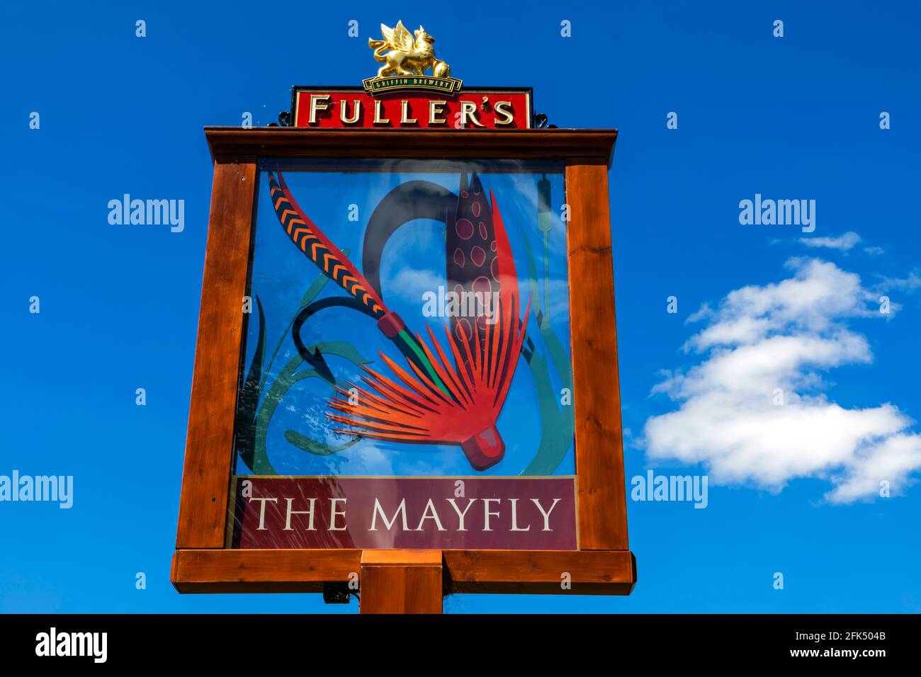 The mayfly pub sign hi-res stock photography and images - Alamy