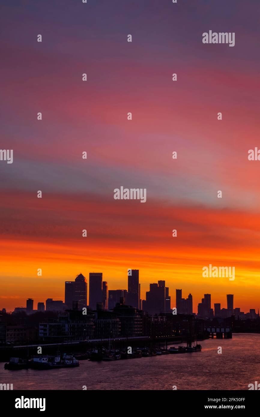 England, London, Docklands, River Thames and Canary Wharf Skyline at ...