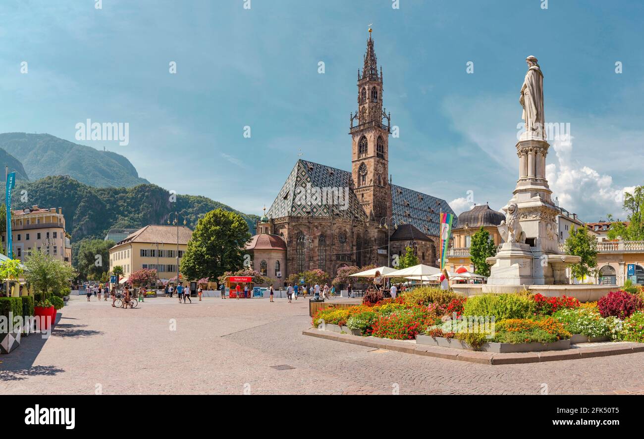 Duomo di Bolzano cathedral *** Local Caption *** Bozen - Bolzano ...