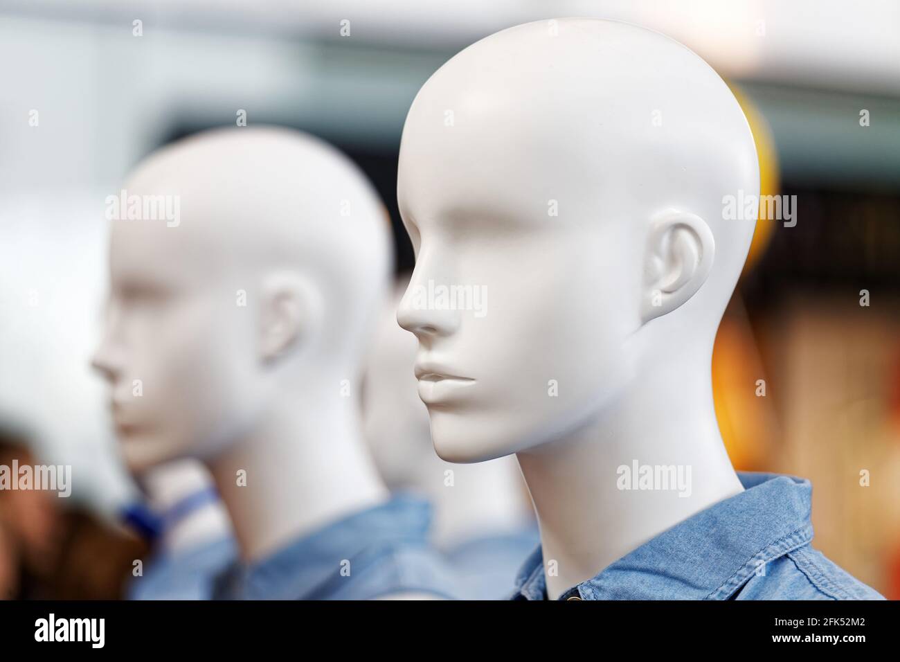 Face of plastic dummy hi-res stock photography and images - Alamy
