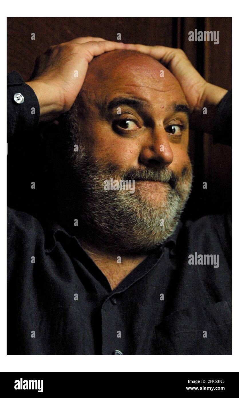 Alexei Sayle in the Russel Hoyel in London.pic David Sandison 26/8/2003 ...