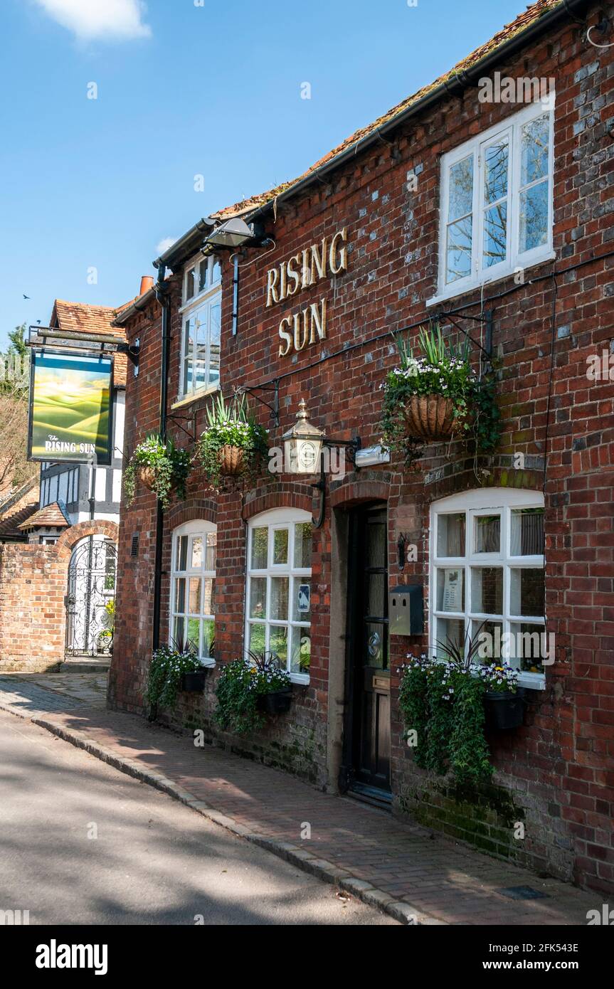 The Rising Sun pub/restaurant on the High street of Hurley village in ...