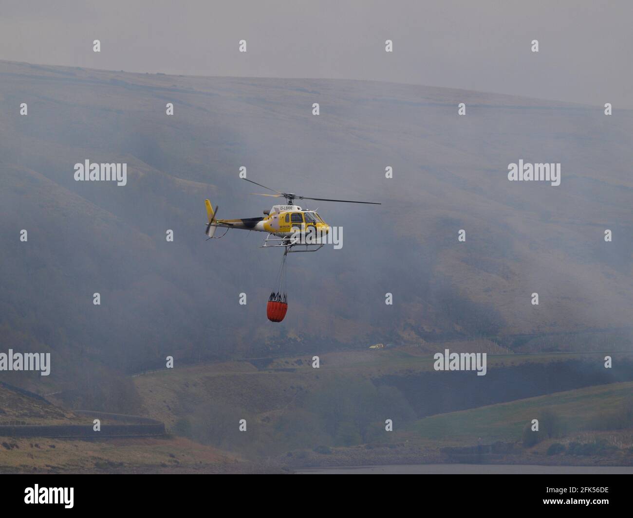 West Yorkshire Fire & Rescue Service tackle a moorland wildfire on the ...