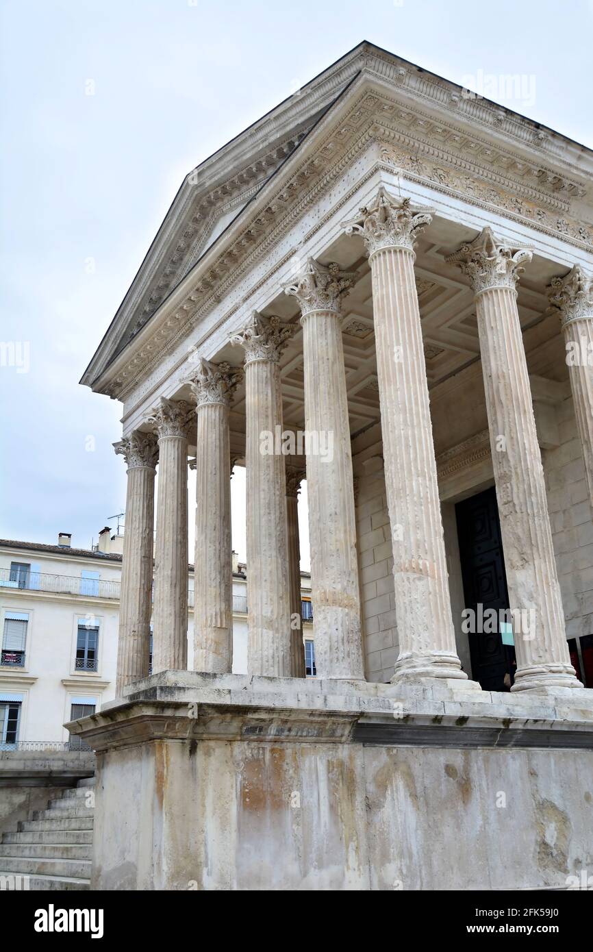 Corinthian pronaos hi-res stock photography and images - Alamy