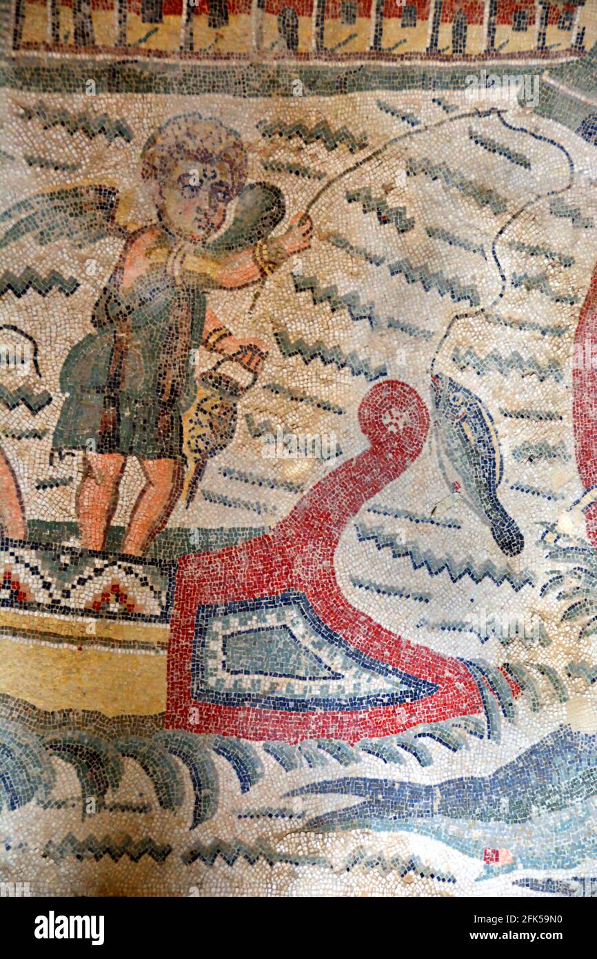 Roman art boat hi-res stock photography and images - Alamy