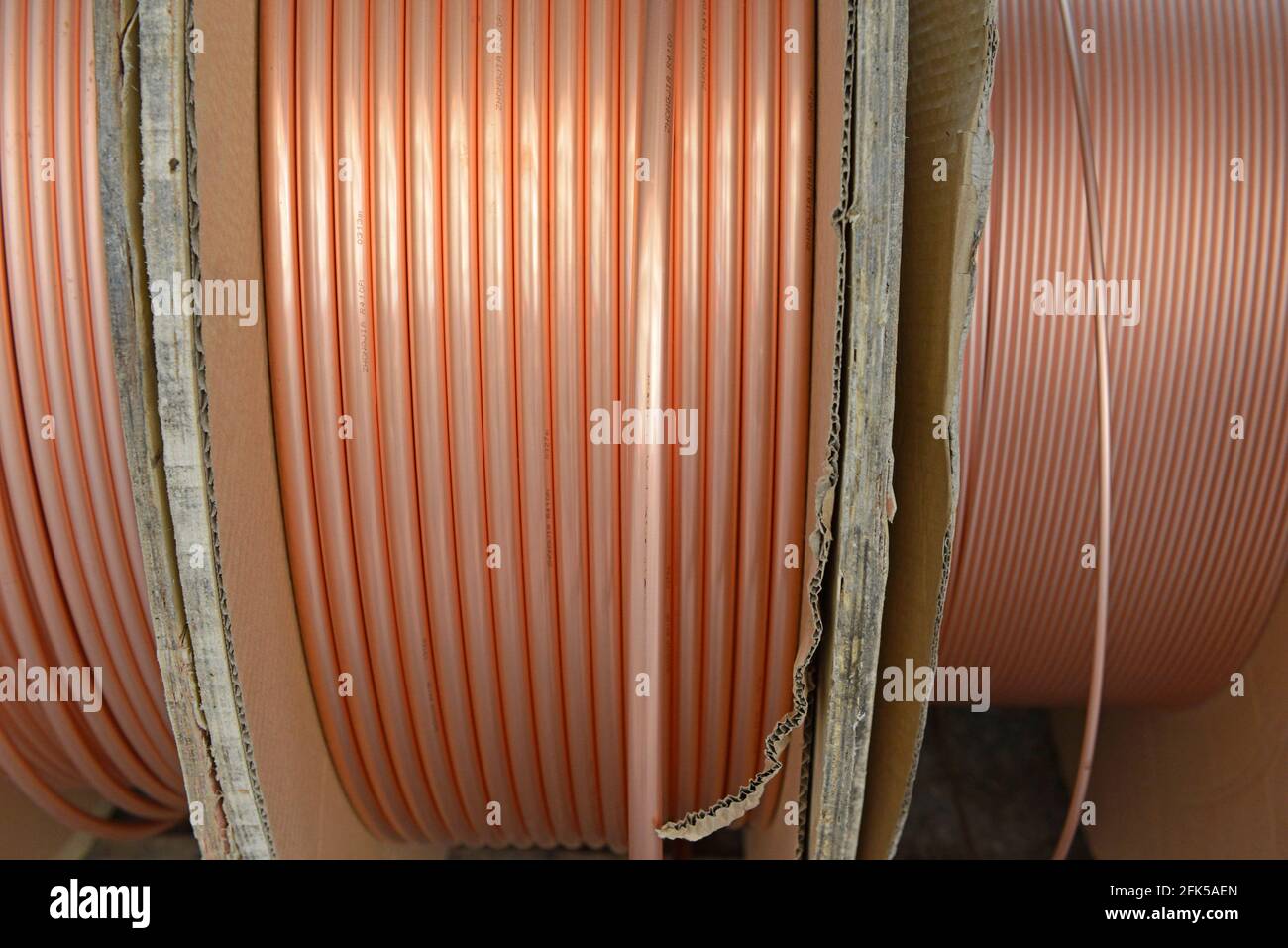 Copper drums hi-res stock photography and images - Alamy