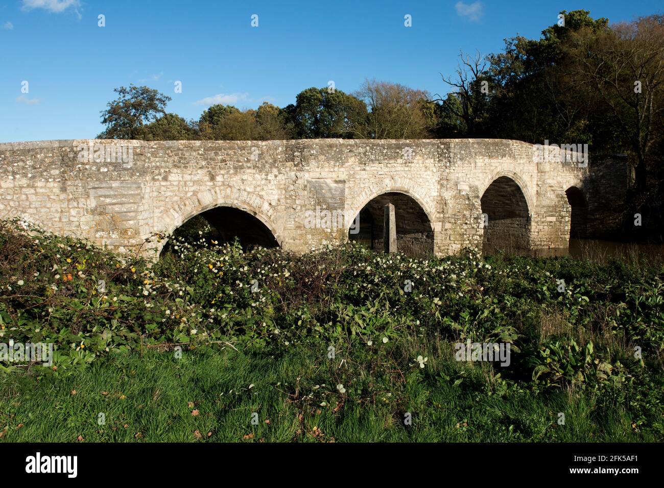 Teston Bridge across the River Medway, between Teston and West Farleigh ...