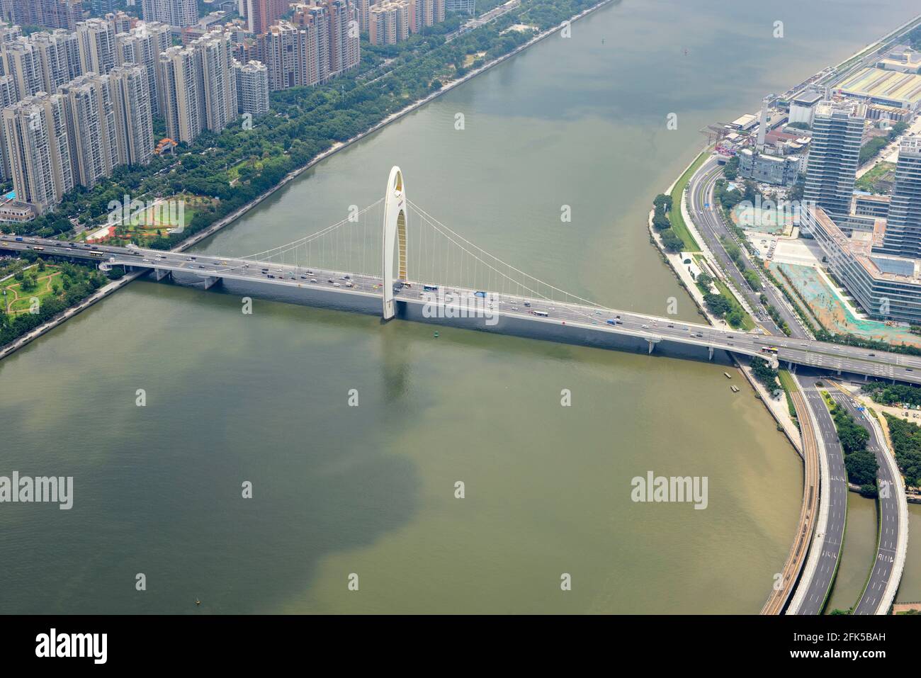 View of the Huanan bridge across the Pearl river in Guangzhou, China ...