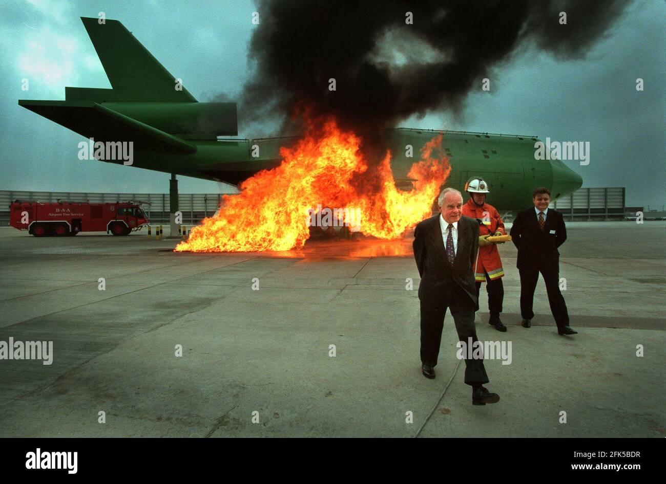 SIR JOHN EGAR CHIEF EXECUTIVE OF BAA Sept 1998 MOVES QUICKLY AWAY FROM ...