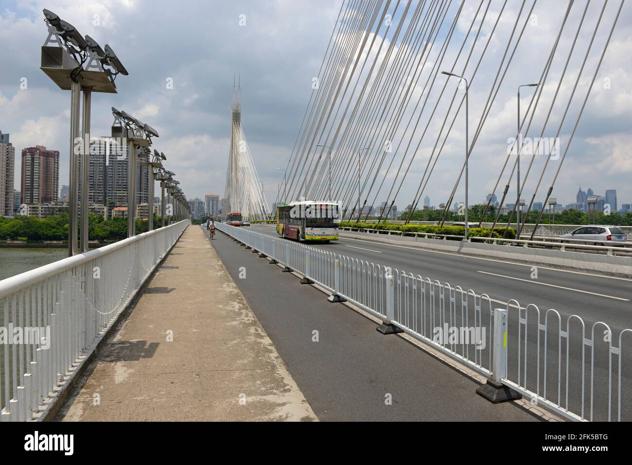 View of Haiyin bridge spanning the Pearl river in Guangzhou, China ...
