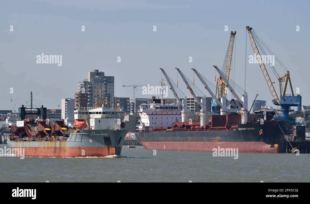 Dredger Thames High Resolution Stock Photography and Images - Alamy
