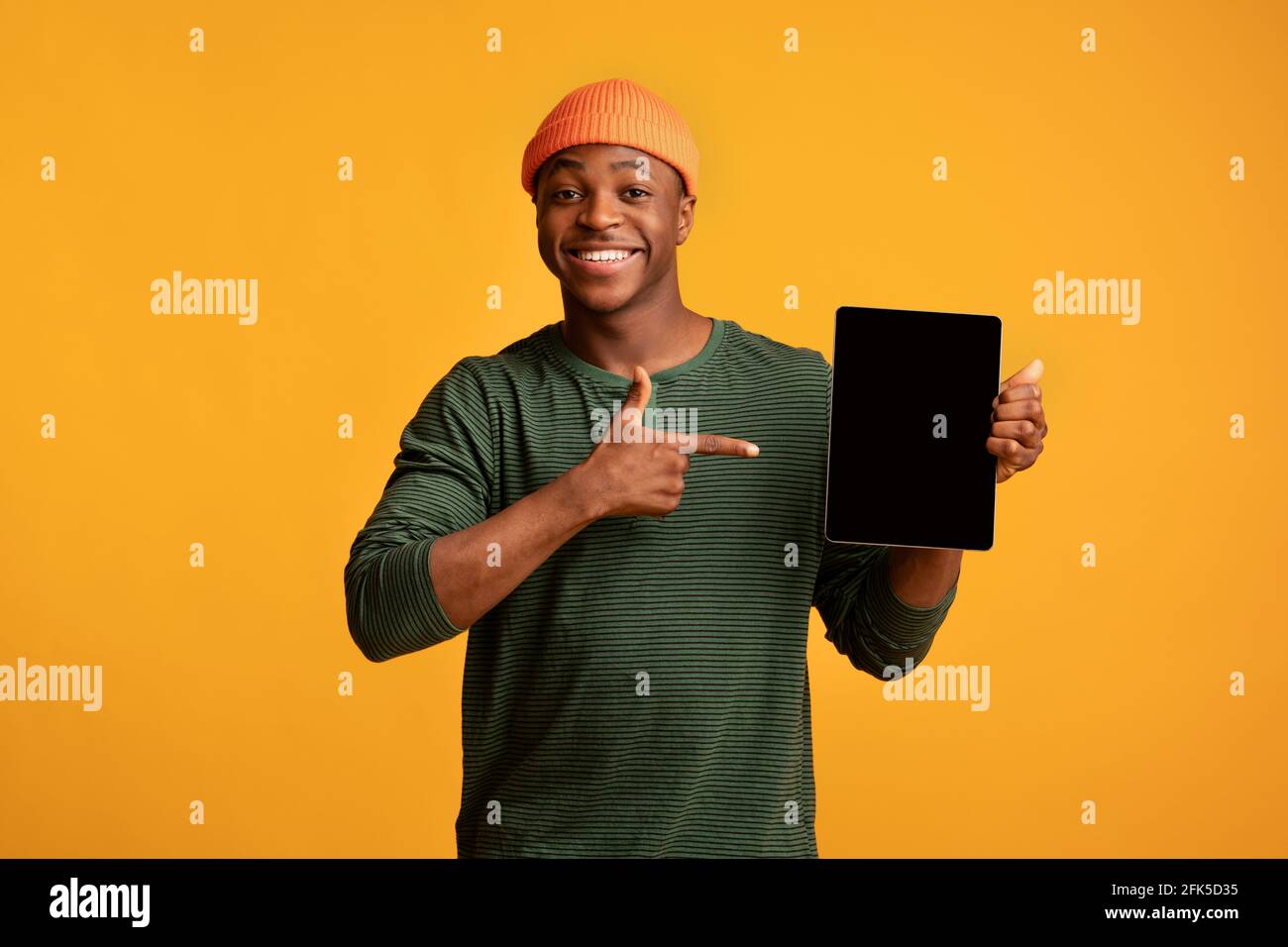 Pointing at the tablet hi-res stock photography and images - Alamy