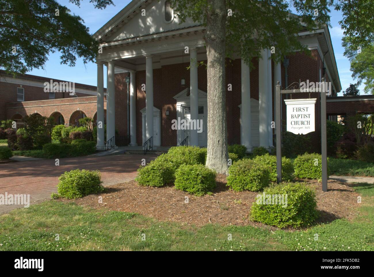 First baptist church lancaster sc hi-res stock photography and images ...