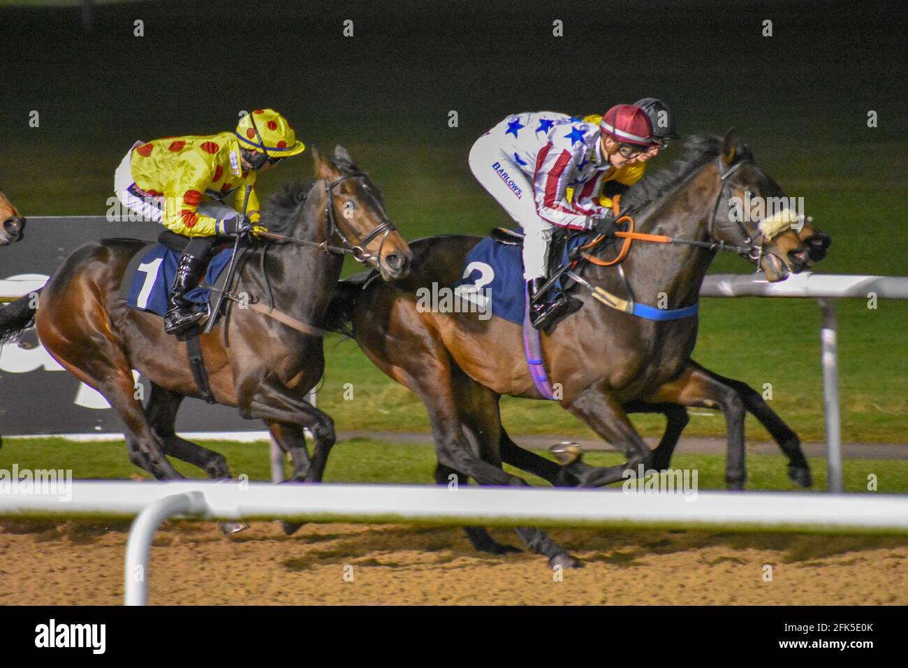 Wolverhampton Races, a day watching flat Horse Racing Stock Photo - Alamy